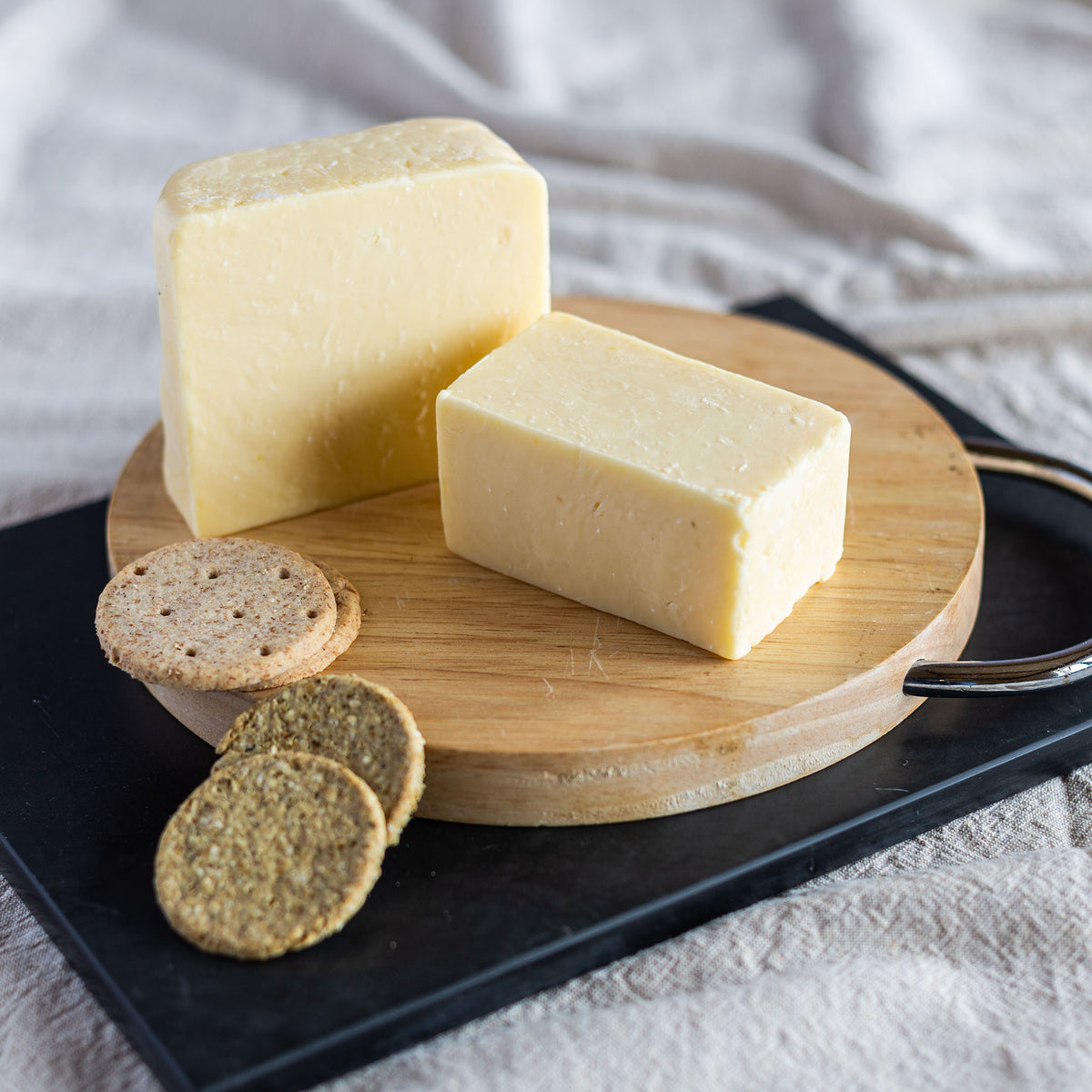 Cheese - Davidstow 12 Month Classic Cheddar – Lobbs Farm Shop